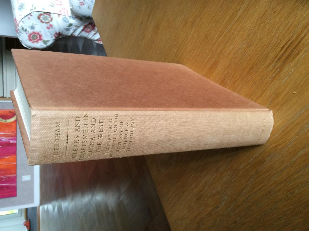 Clerks and craftsmen in C... | Needham, Joseph - Ling,... | från 350